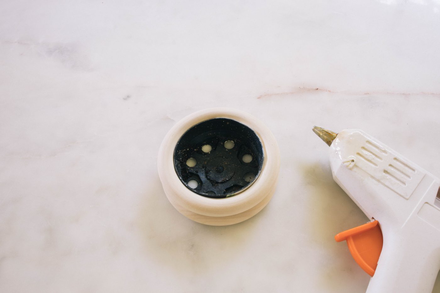 DIY Stacked Planters Are Perfect WFH Desk Accessories - SemiStories