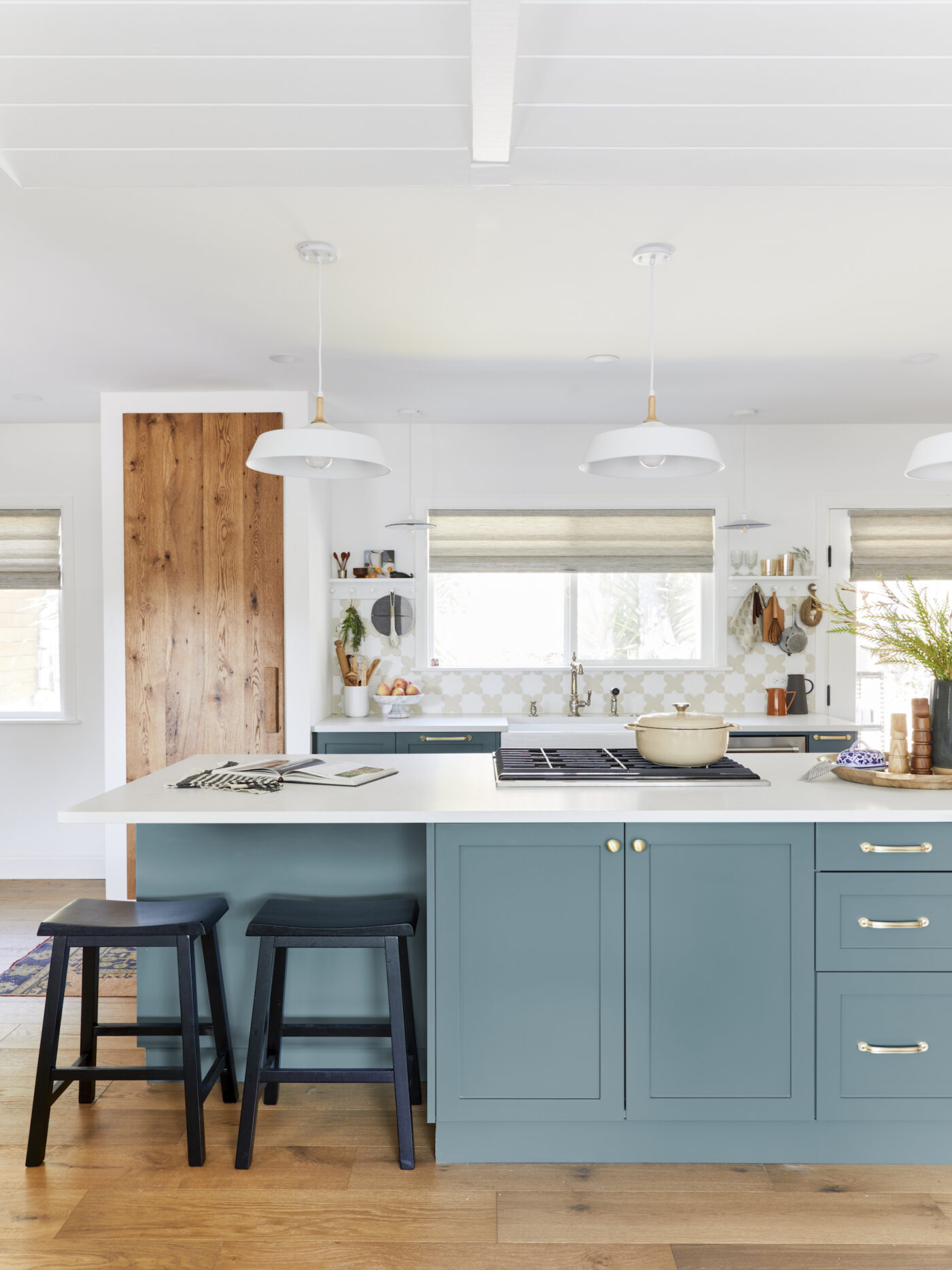 6 Blue Kitchen Cabinets That Inspire a Calm Cooking Space - SemiStories