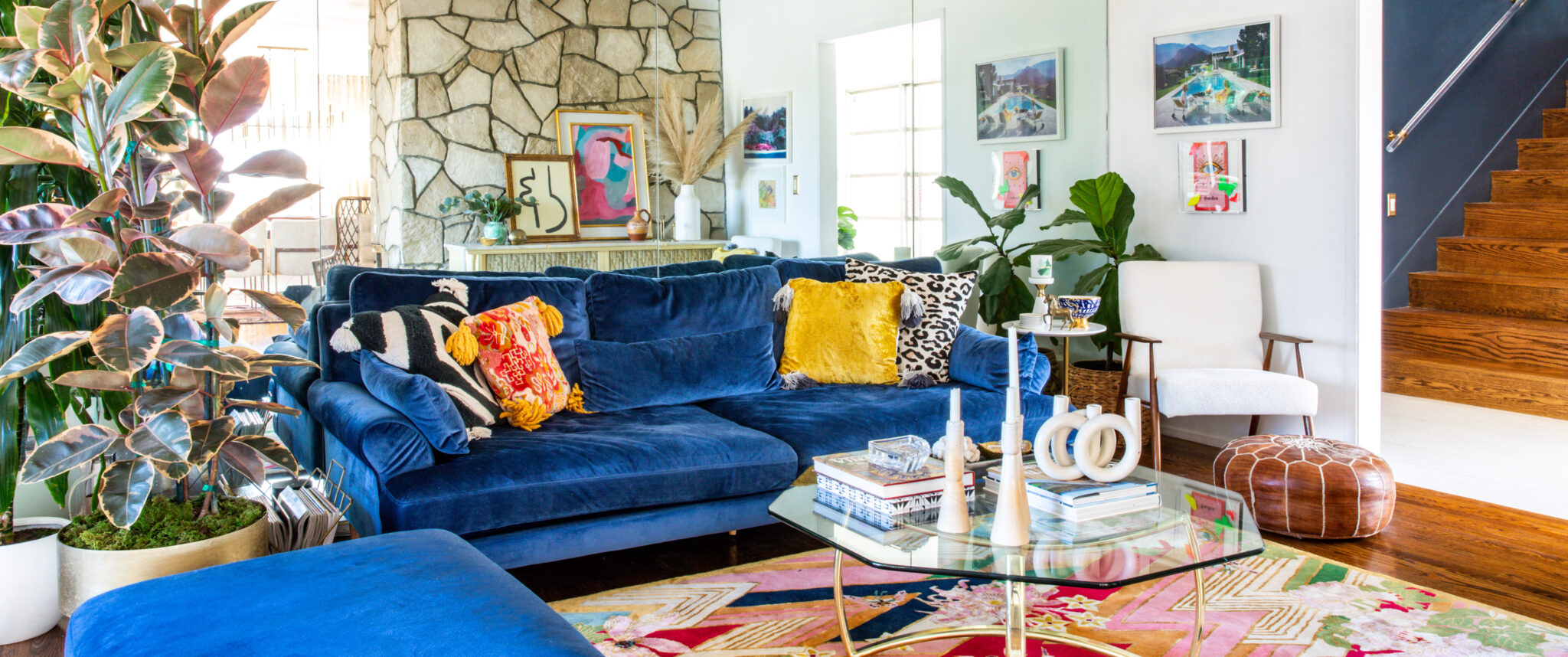 This Midcentury Los Angeles Home Kept Its Retro Flair - SemiStories