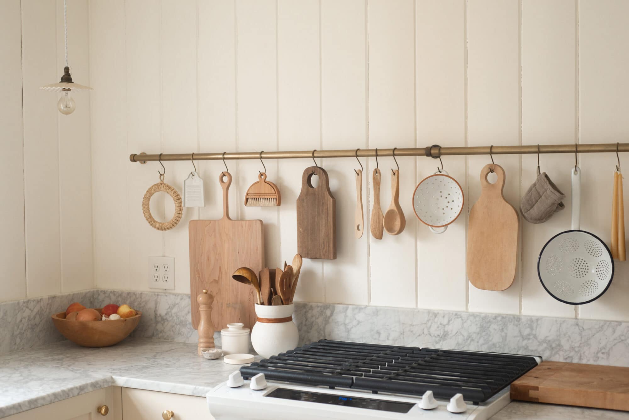 Cottagecore Fans: You’re Going to Love This Neutral Kitchen - SemiStories