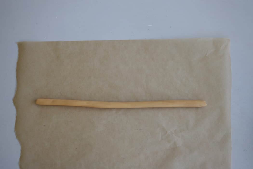 This DIY Clay Trivet Protects Your Holiday Table in Style