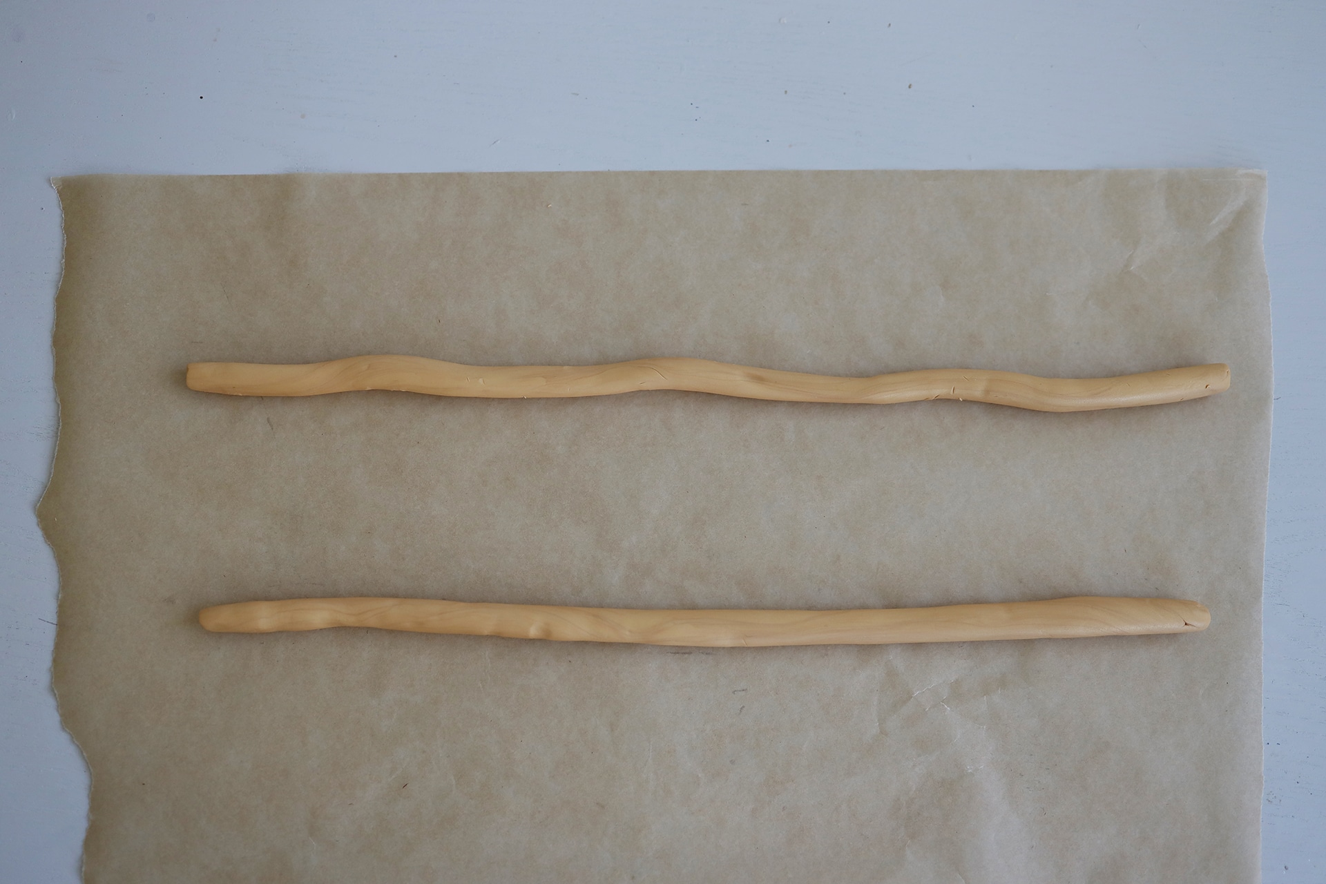 This DIY Clay Trivet Protects Your Holiday Table in Style