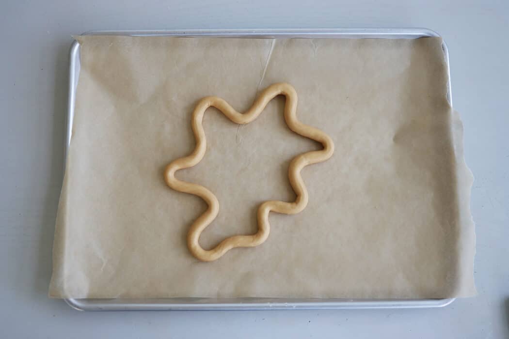 This DIY Clay Trivet Protects Your Holiday Table in Style