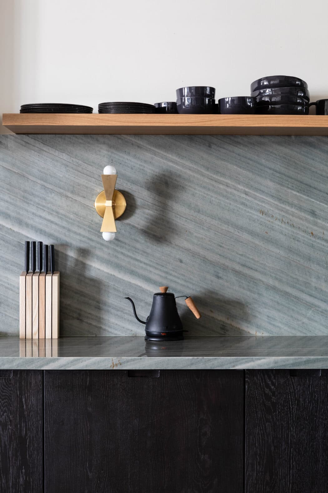 The Ultimate Guide to Floating Shelves