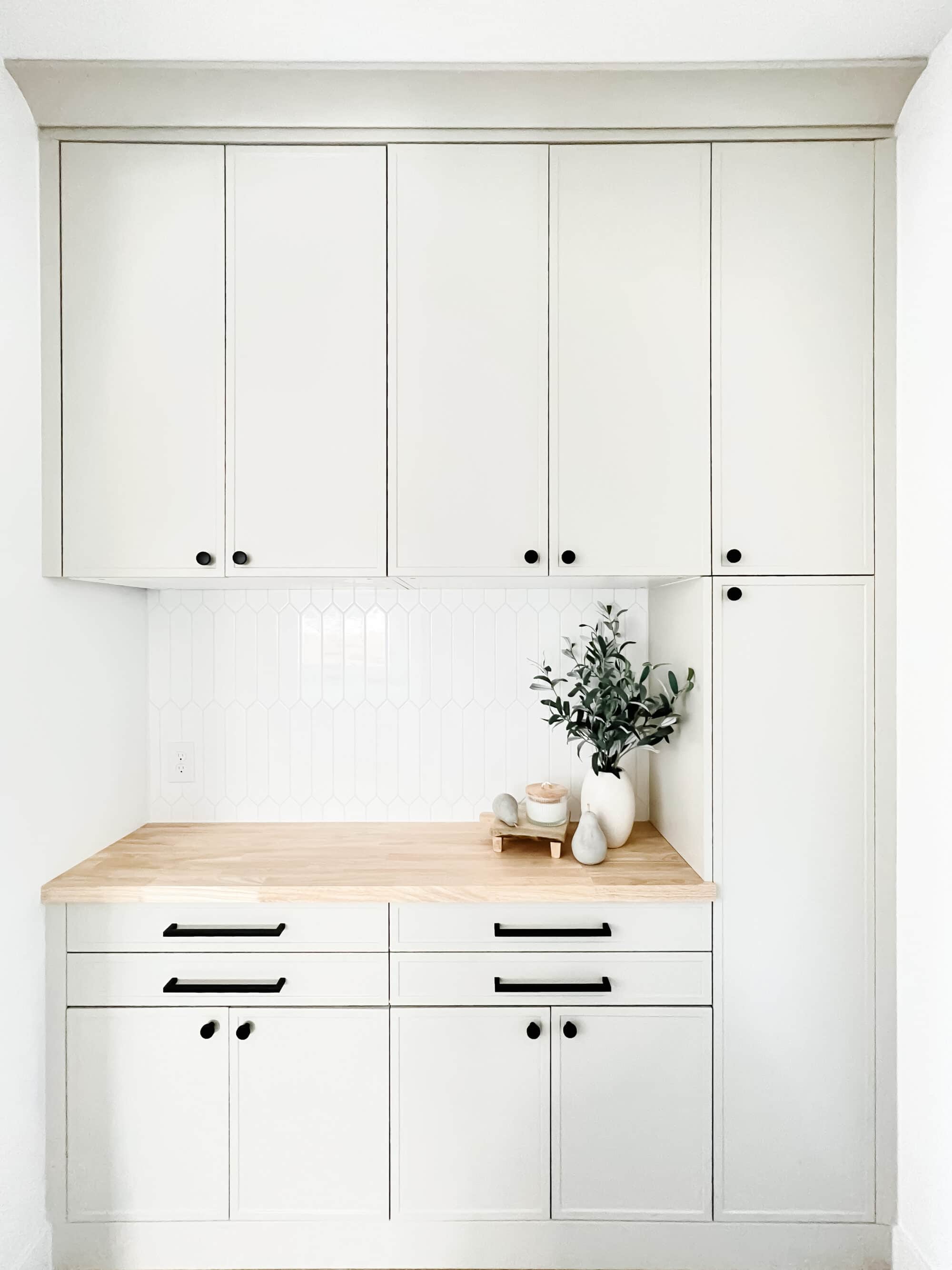 The 5 Best White Paints for Kitchen Cabinets, According to Designers