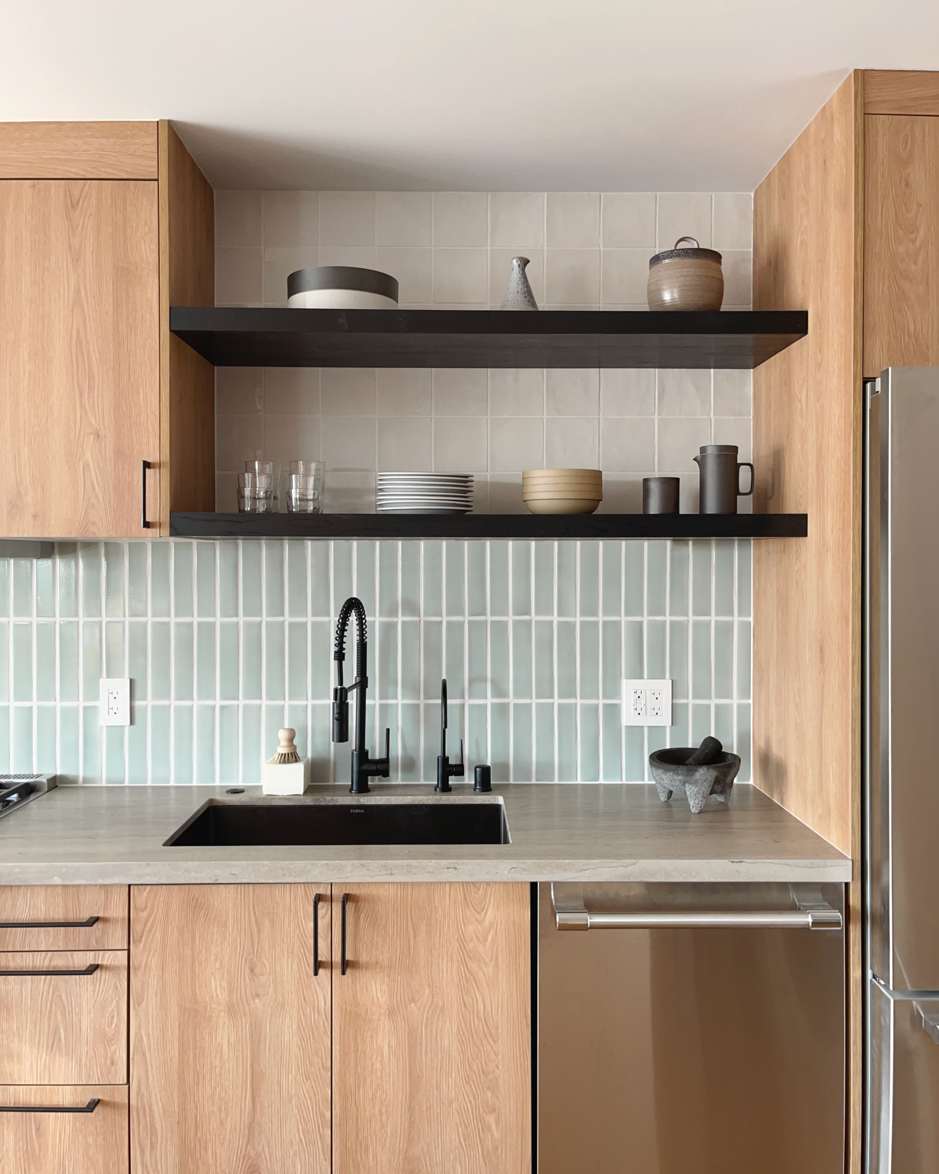 This Kitchen Remodel Is an Ode to California's Beauty