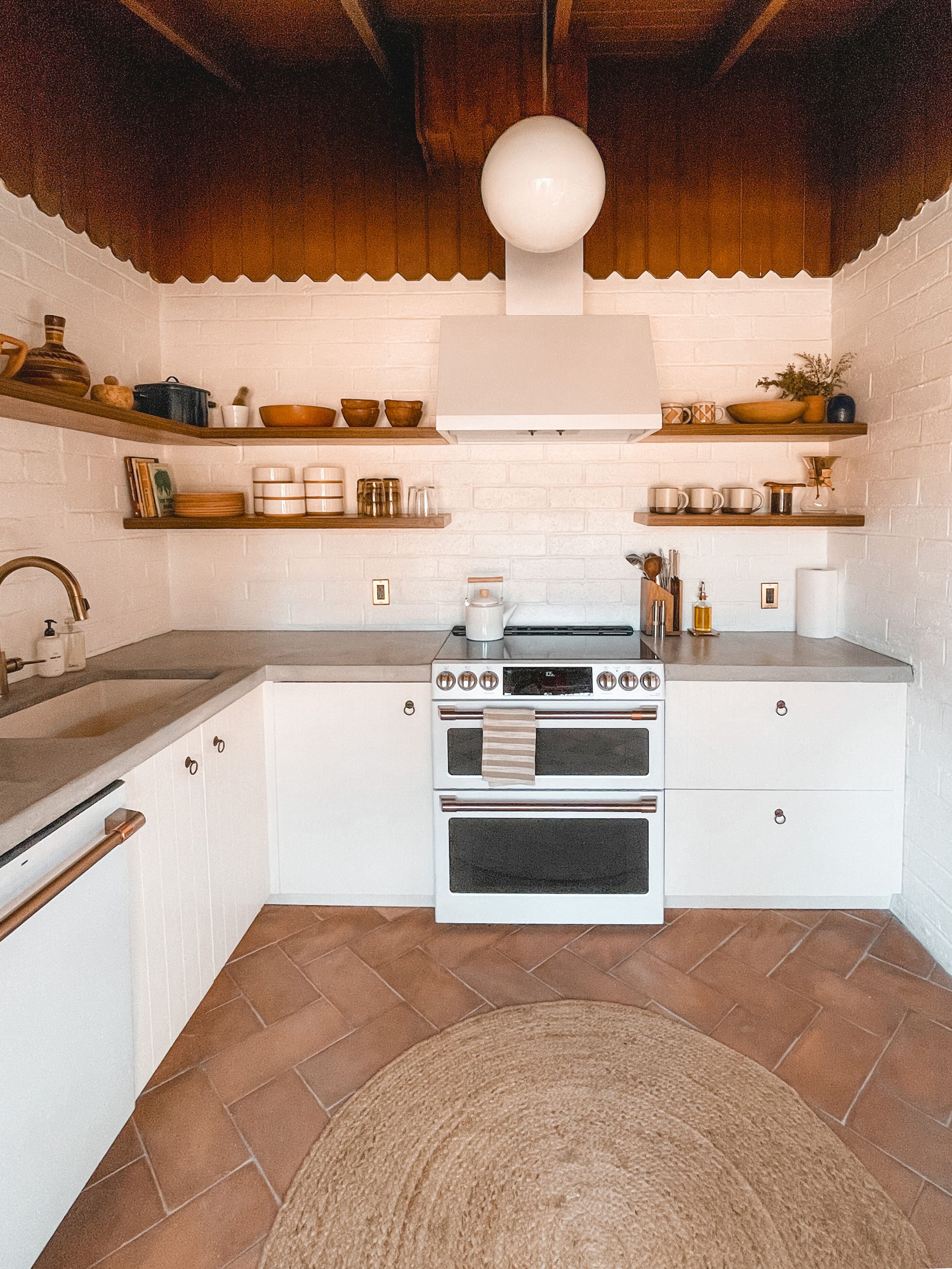 The Joshua Tree House Gets an Earthy Kitchen Refresh in Just 11 Days