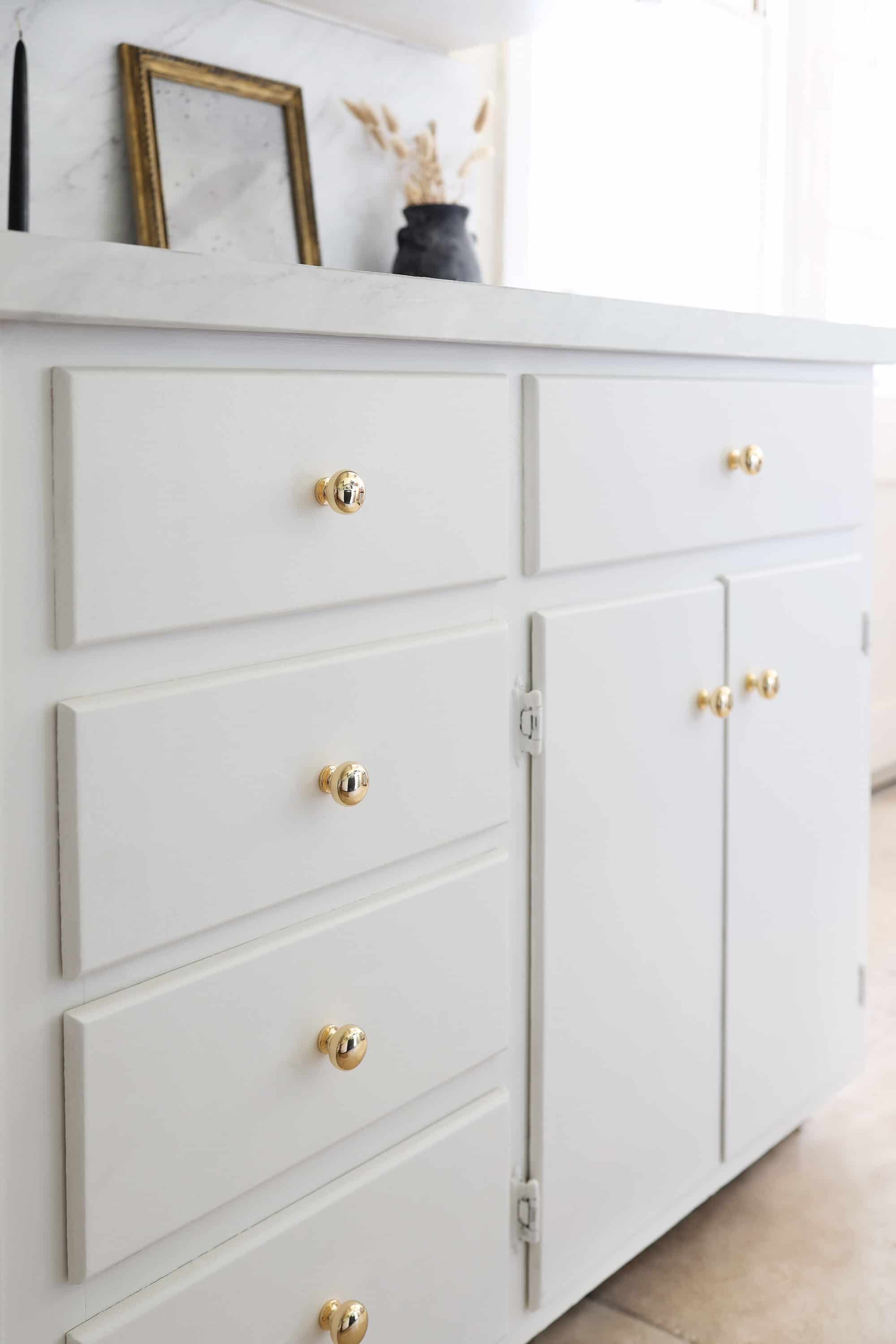 How To Replace Kitchen Cabinet Knobs With Pulls