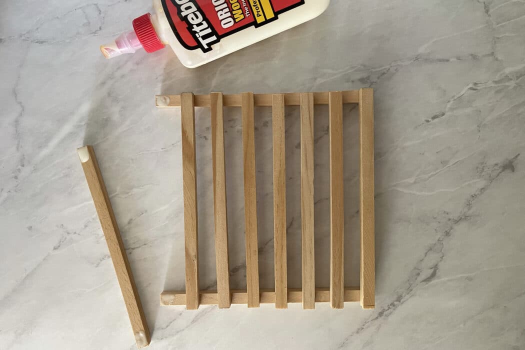 This DIY Slatted Wood Riser Is the Key to a Tidy Kitchen