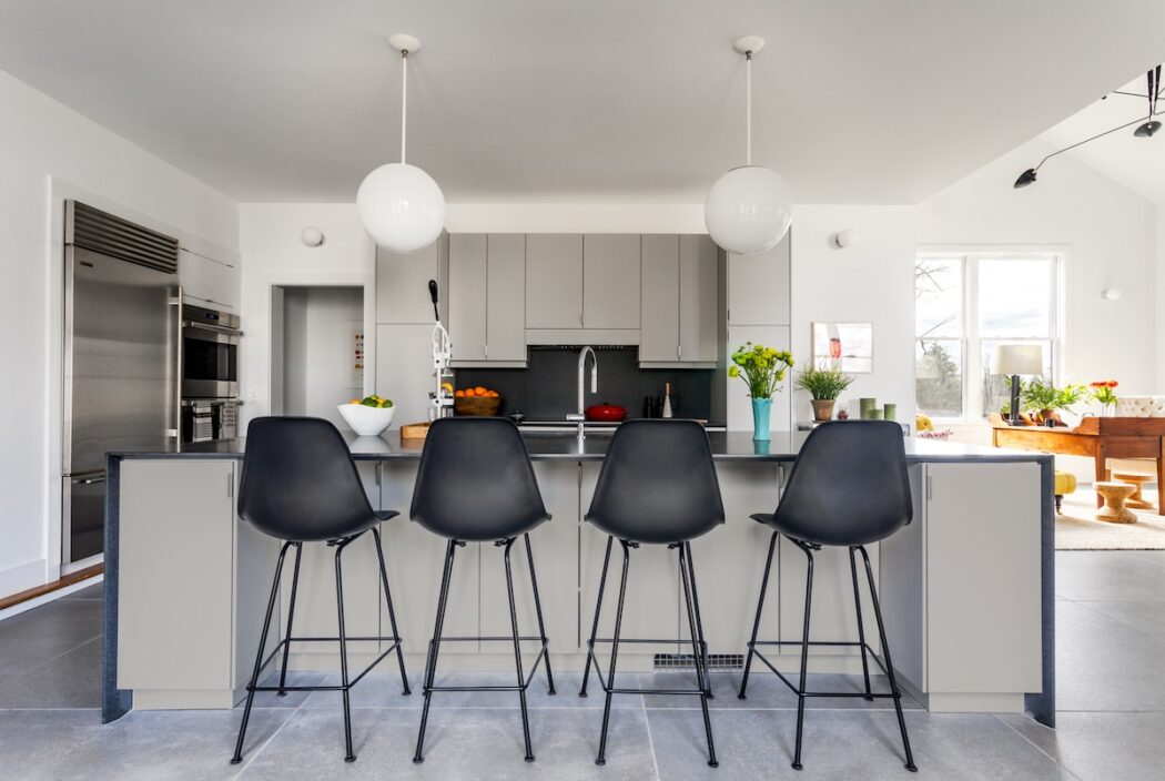 This Historic Farmhouse Kitchen Got a Modern Refresh