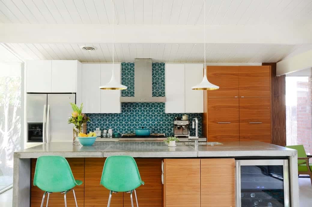 The Front Is the Ultimate Choice For a Midcentury Kitchen