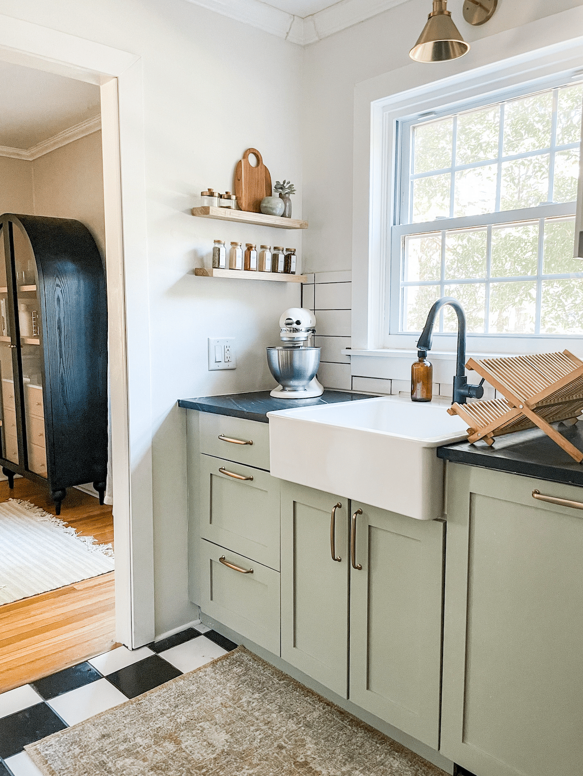 This Two-Tone Kitchen Upgrade Cost Under $5K
