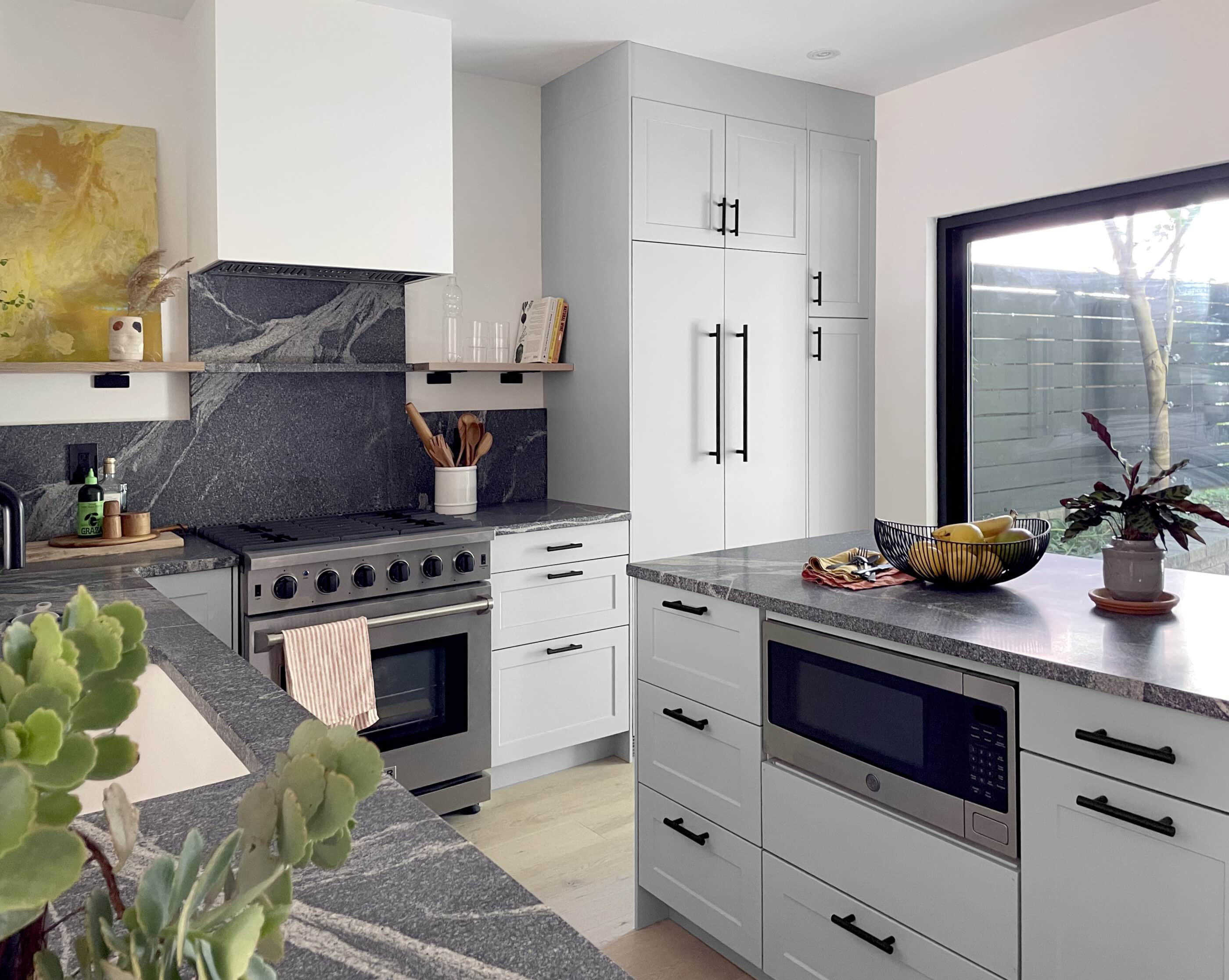 A Mom-Daughter Duo Fixed Up This Philadelphia Fixer-Upper - SemiStories